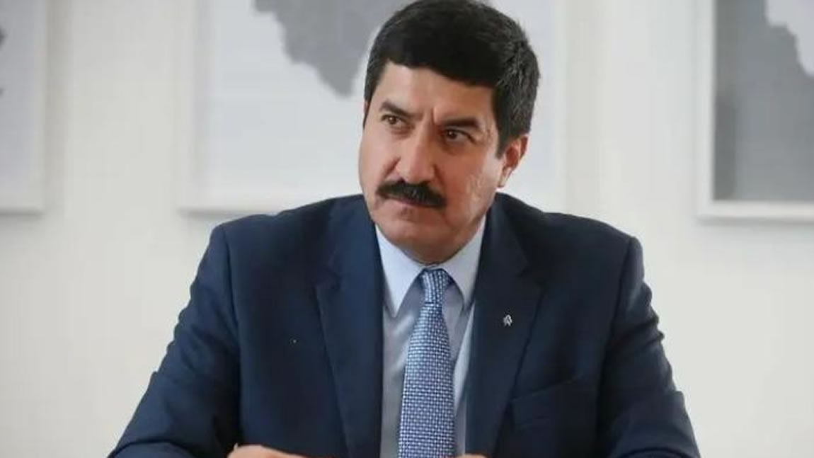 Corral, uno de los políticos más corruptos está siendo protegido por ...