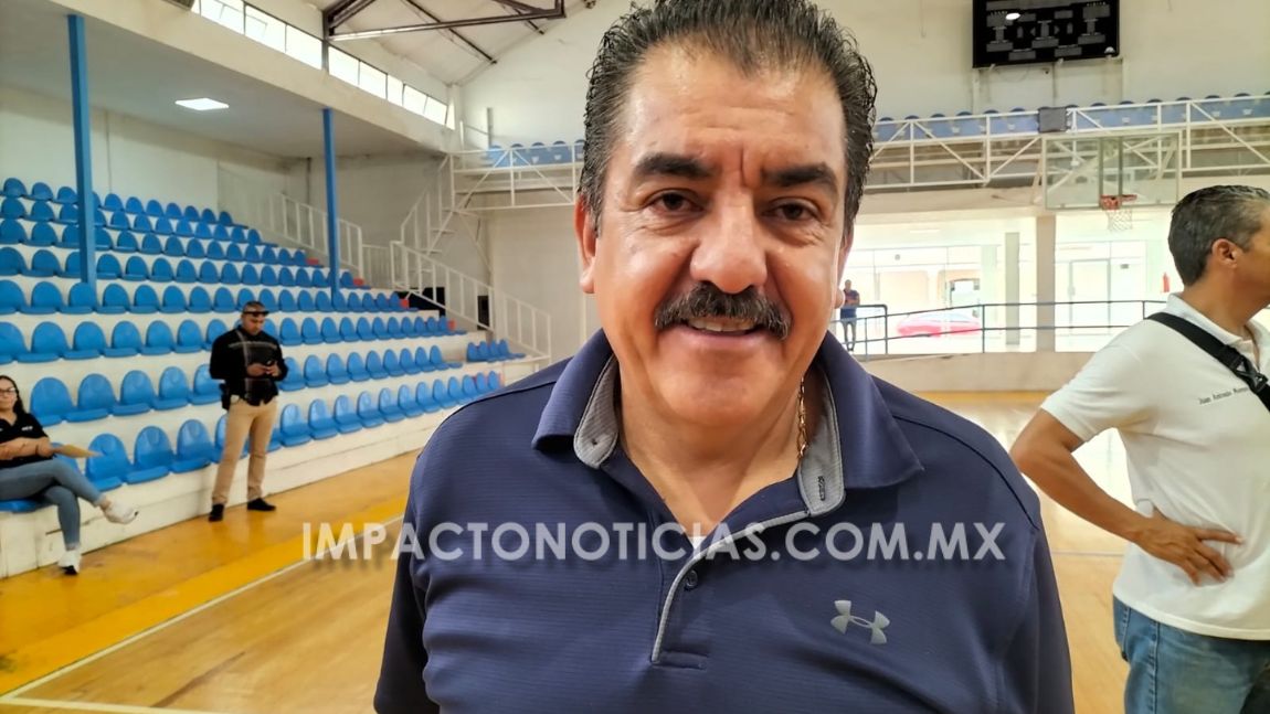 Comparte "el Greñas" consejo a jóvenes deportistas de Camargo ...