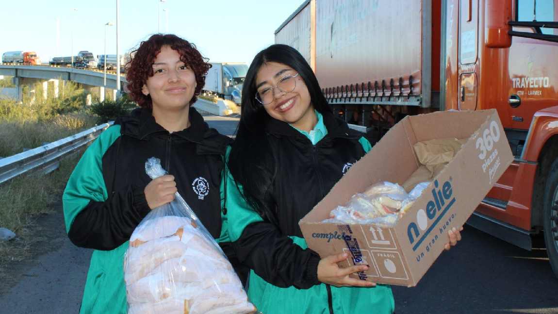 Alumnas de la Normal de Saucillo apoyaron con alimento a varados por ...
